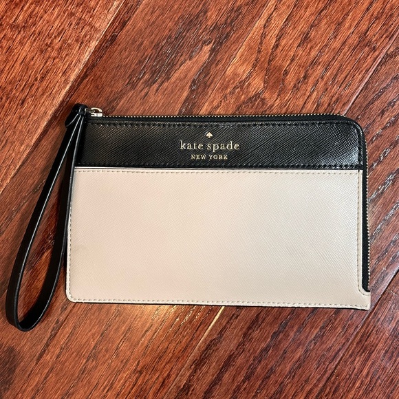 kate spade | Bags | Kate Spade Wristlet | Poshmark